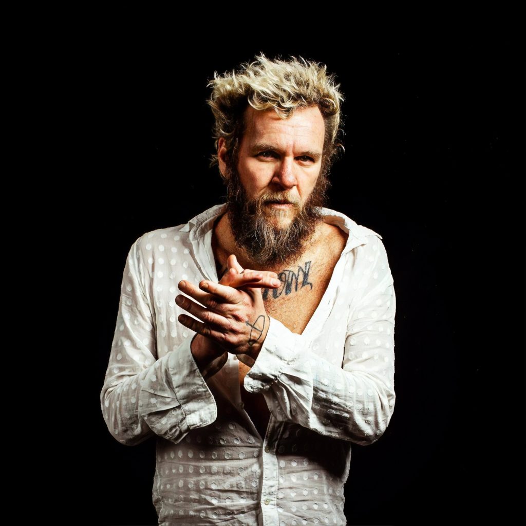 Otto lança músicas inéditas no Inhotim em Cena - Revista Unick