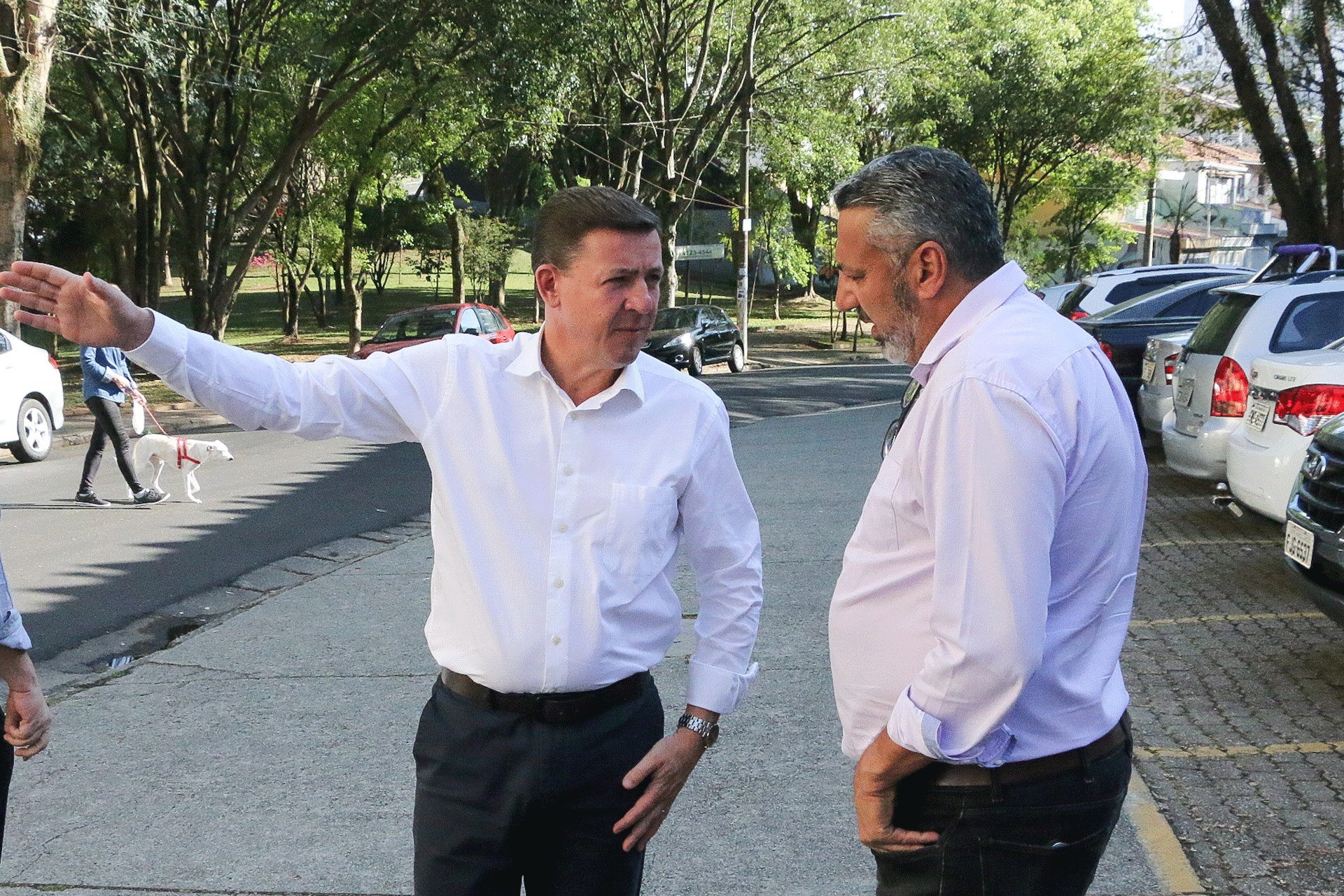 Morando faz vistoria nas obras asfáltica do bairro Nova Petrópolis ...