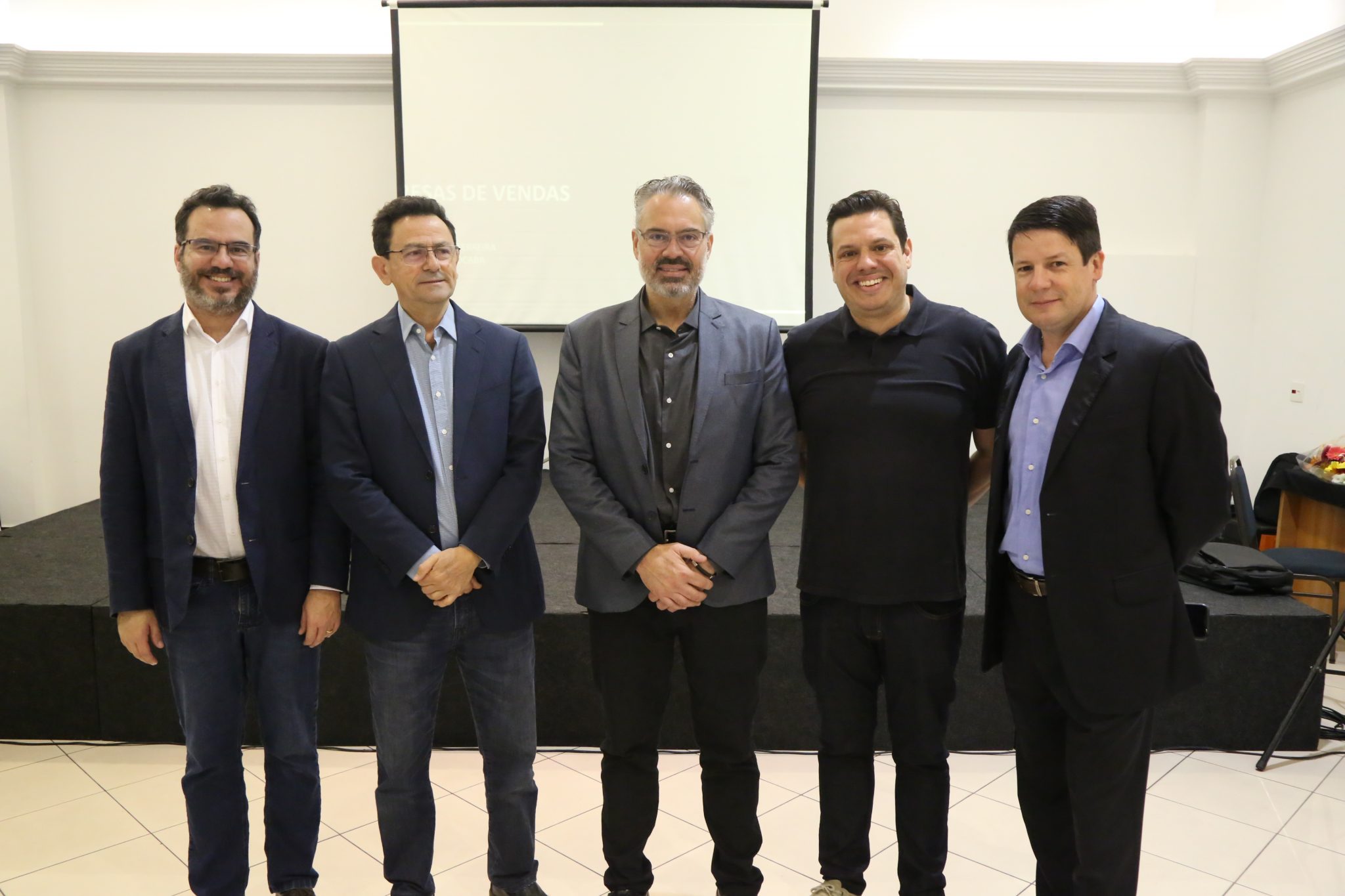 Conheça o moderno FIGUEIRAS by MOTIRÓ - Revista Unick