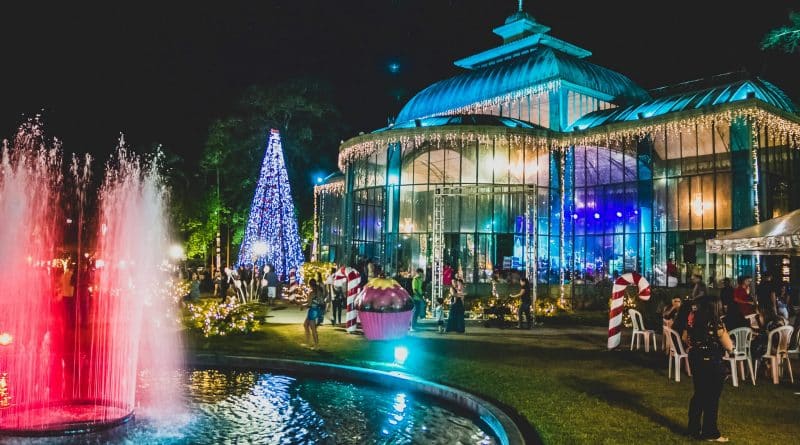 Natal Imperial de Petrópolis terá árvore de 20 metros na Praça da ...